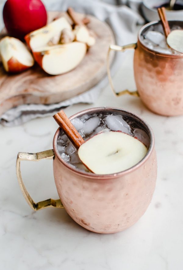 Applepom Fizz - An Easy, Sparkling Apple Cider Mocktail